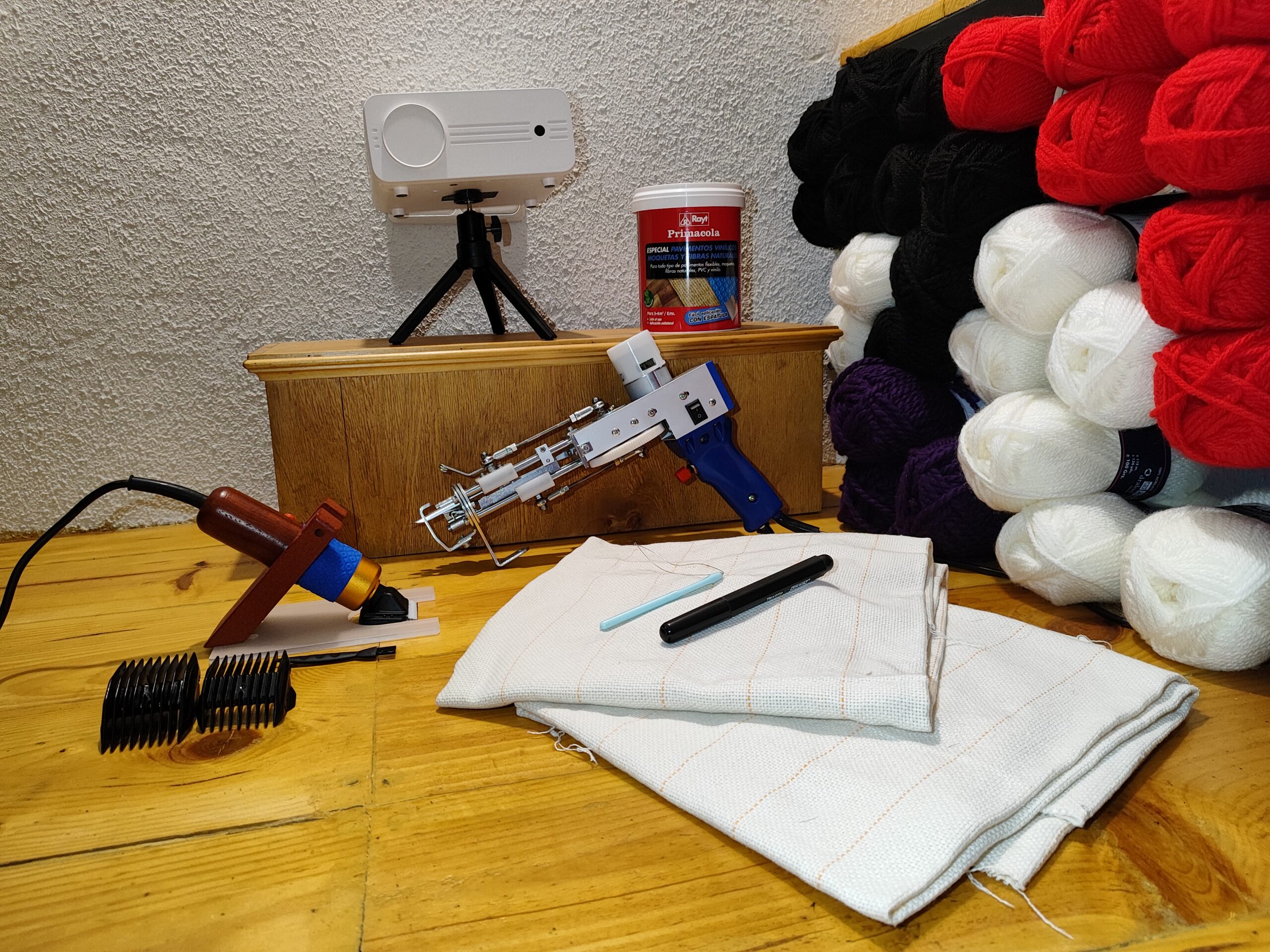 Materiales para hacer Tufting - Arte Moderno